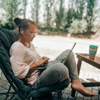 Kate Corell: Lebenslauf, Bücher und Rezensionen bei LovelyBooks