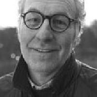 Morton Rhue: Lebenslauf, Bücher und Rezensionen bei LovelyBooks