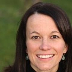 Ally Condie: Lebenslauf, Bücher und Rezensionen bei LovelyBooks