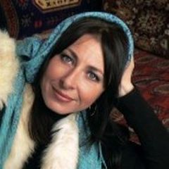 Andrea Busfield: Lebenslauf, Bücher und Rezensionen bei LovelyBooks
