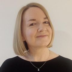 Lisa Deutschmann: Lebenslauf, Bücher und Rezensionen bei LovelyBooks